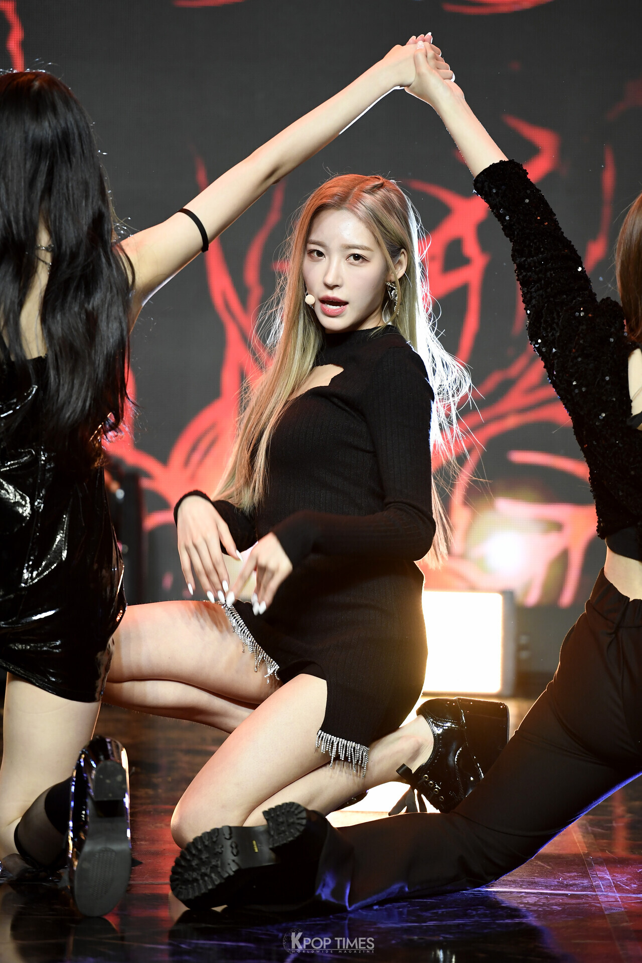 [포토] 클라씨, 화려한 ' ‘Tick Tick Boom' 무대